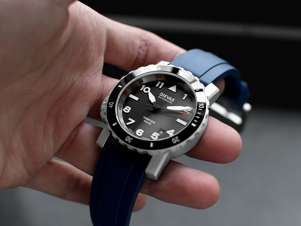 Vortex 500 on Rubber – Dievas Watches
